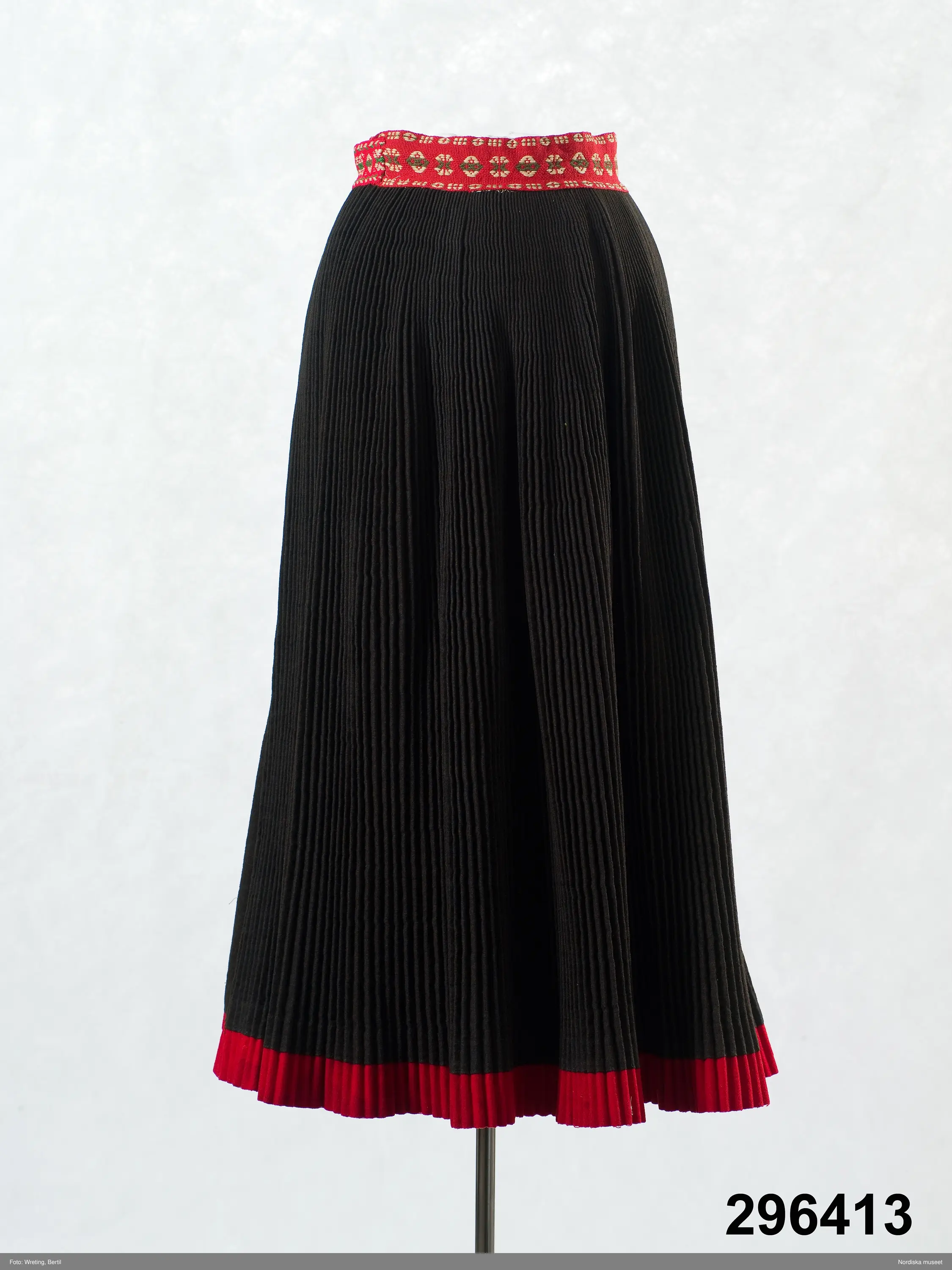 Kjol - Nordiska museet / DigitaltMuseum