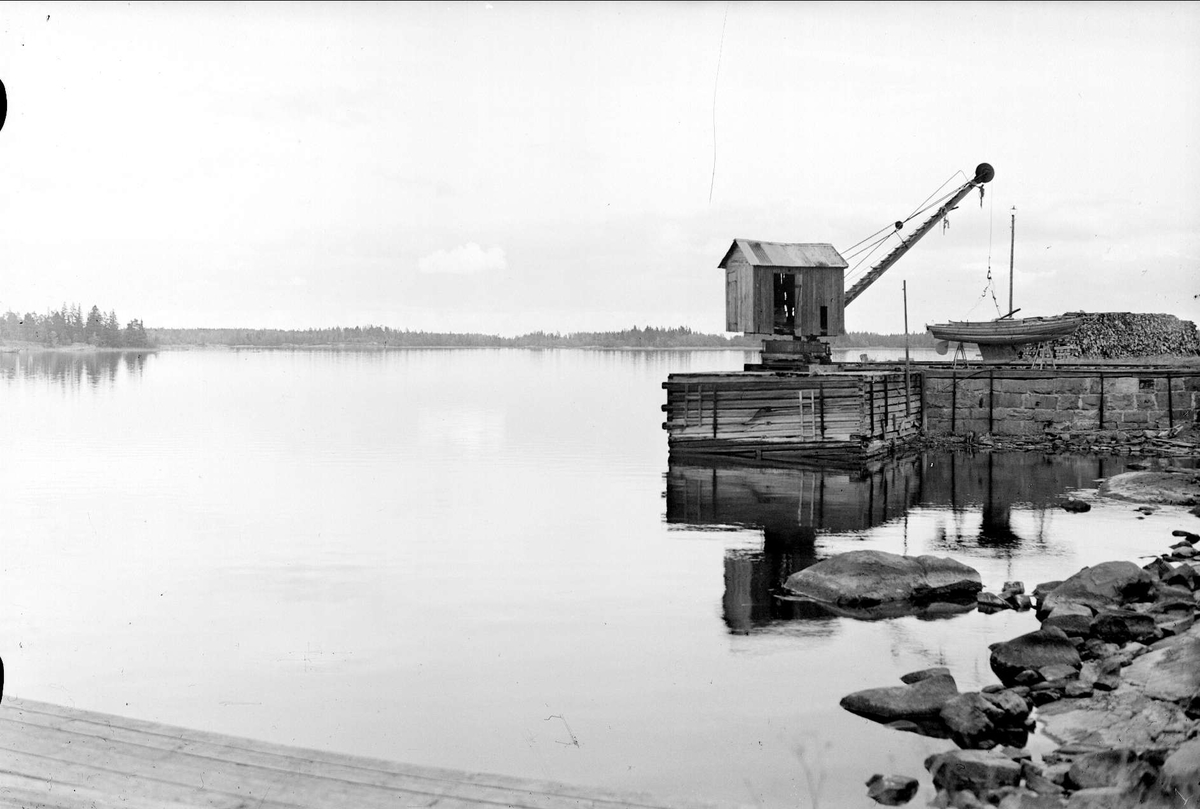 Mindre hamn i Hargshamn, Hargs socken, Uppland 1945 - Upplandsmuseet ...