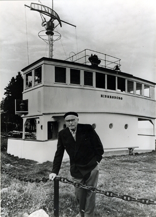 Förre sjökaptenen och modellbyggaren Carl G. Wallin, Svanshall ...