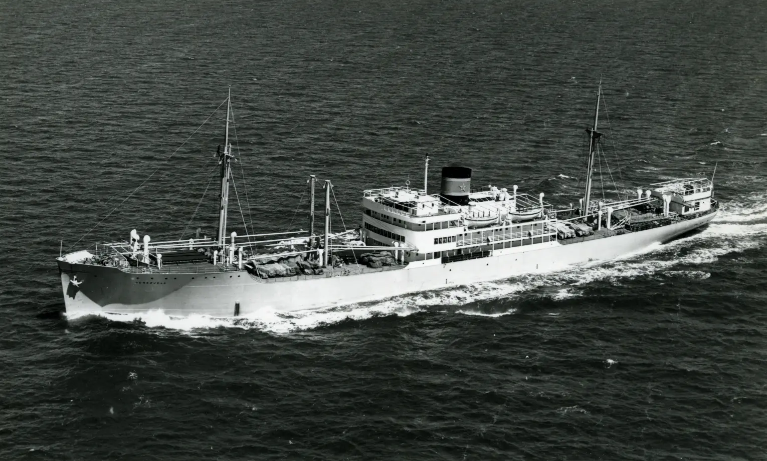 Ägare:/1945-70/: Rederi AB Nordstjernan. Hemort: Stockholm ...