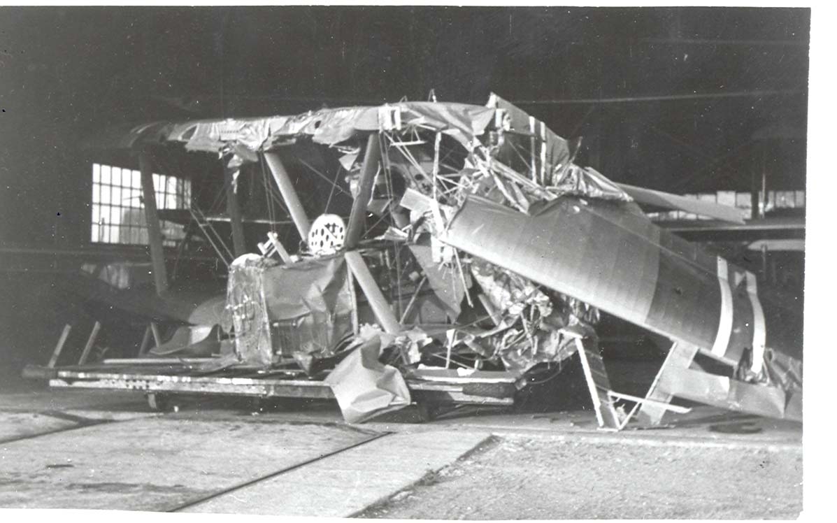 Torpedofly Douglas etter havari. - Forsvarets museer / DigitaltMuseum