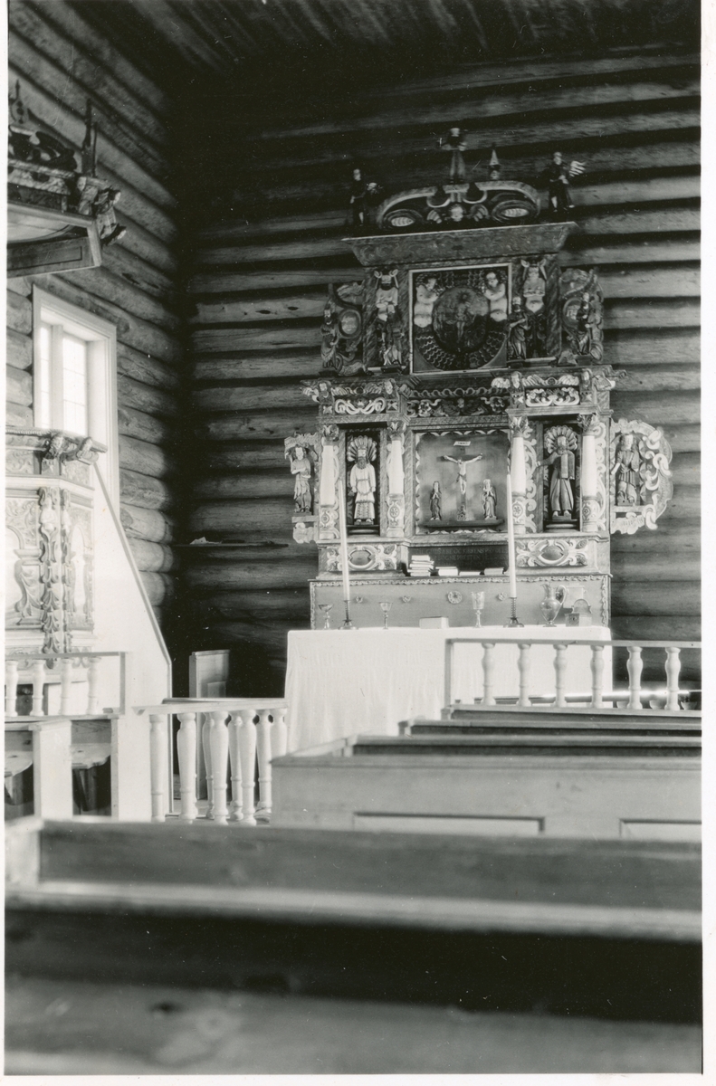 Osen Gamle Kirke. Interiør - Bogstad Gård / DigitaltMuseum