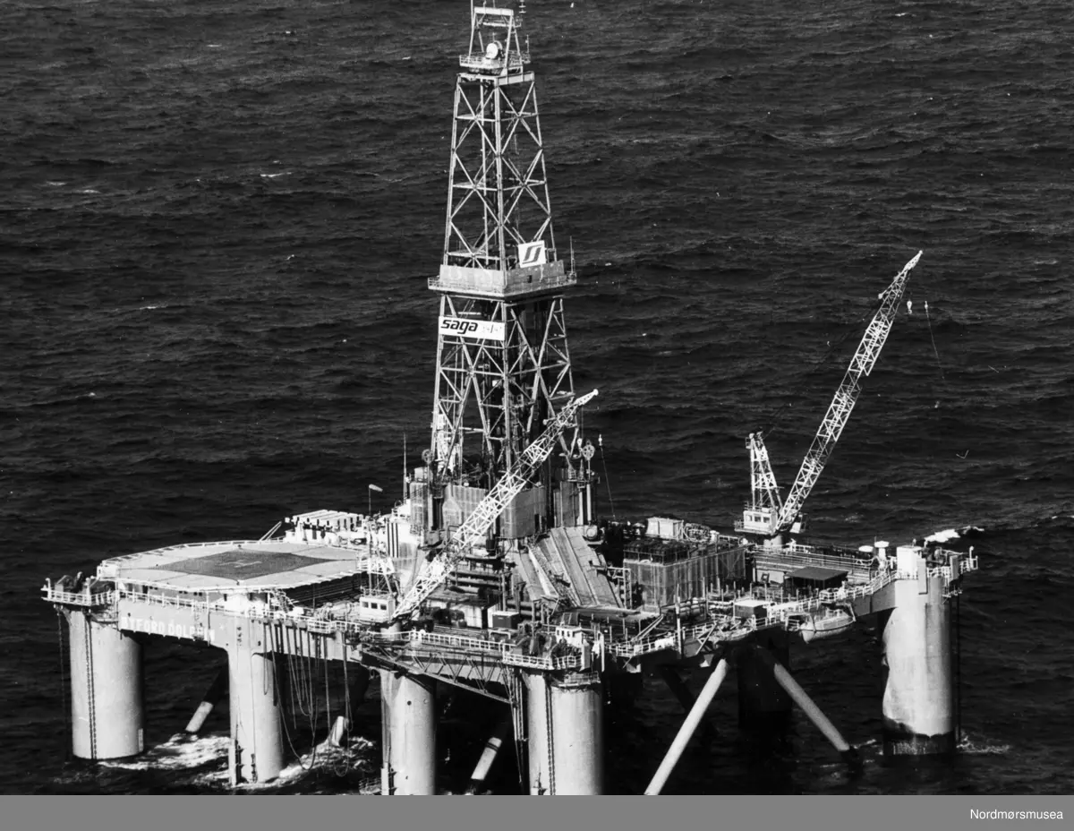 Snorre A eller Snorre TLP (Tension Leg Platform) er en oljeplattform på ...