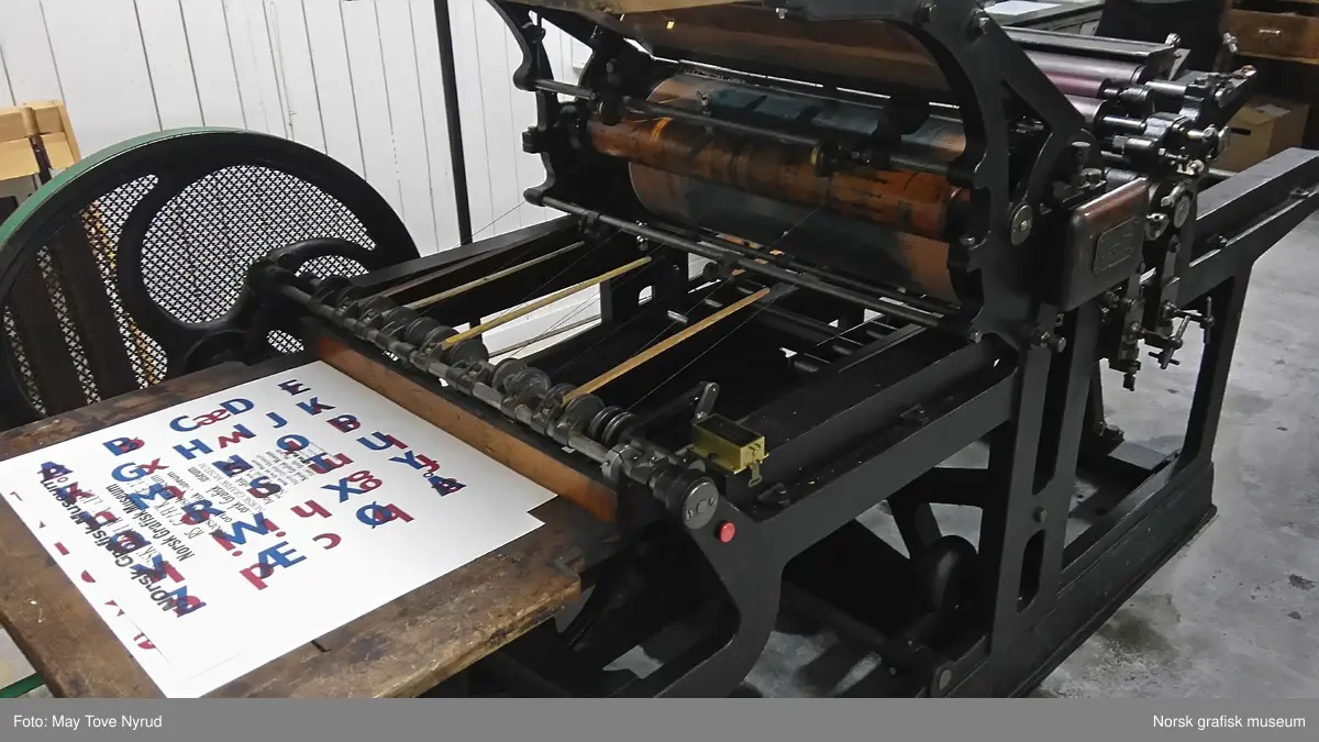 Trykkpresse - Norsk grafisk museum / DigitaltMuseum