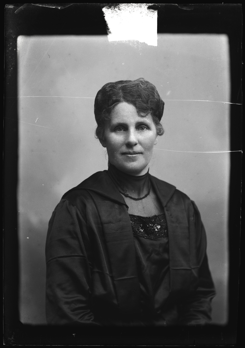 Emma Larsson - Västergötlands museum / DigitaltMuseum