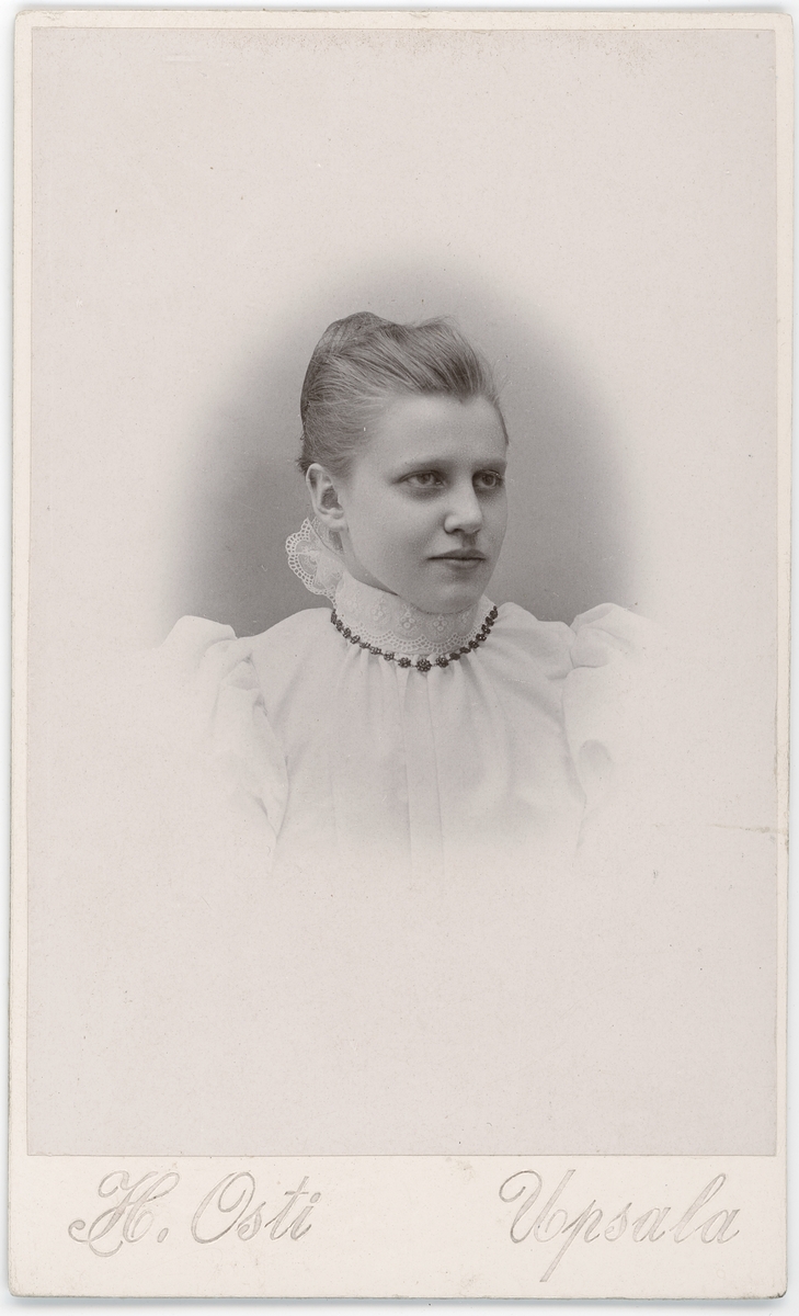 Kabinettsfotografi - Maria Nyman, Uppsala - Upplandsmuseet / DigitaltMuseum