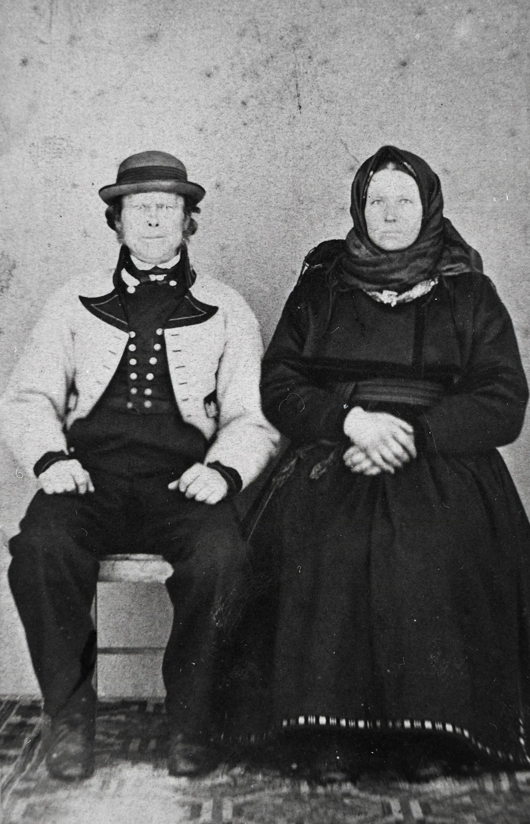 Parbilete av Kittil og Mari Espedalen - Bø Museum / DigitaltMuseum