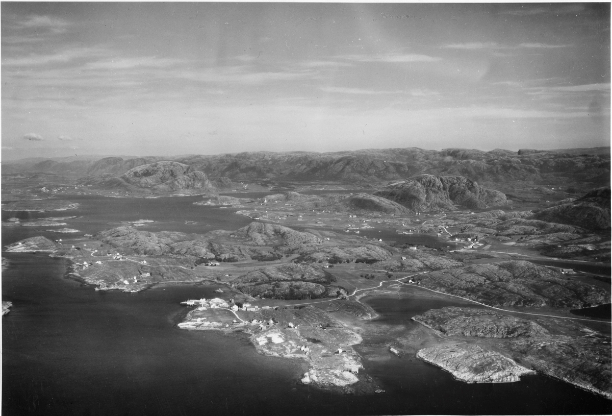 Flyfoto over Vasøya og Sandneset - Museet kystens arv / DigitaltMuseum