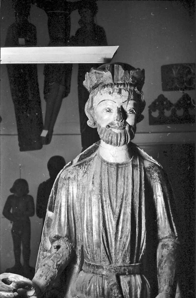 Museum, St. Olav statue. - Anno Musea i Nord-Østerdalen / DigitaltMuseum