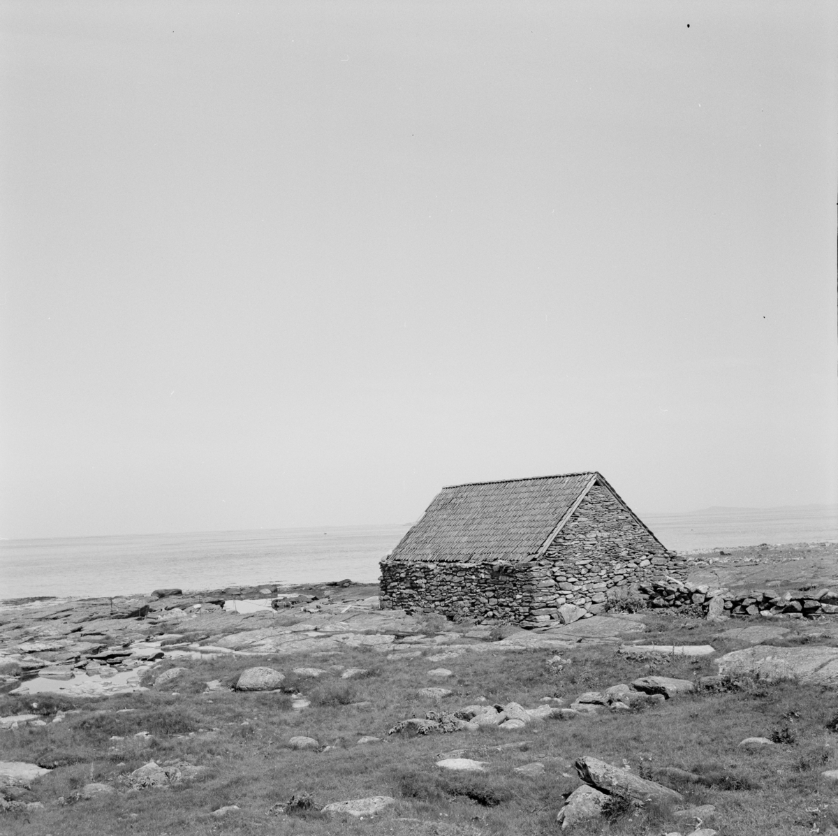 Naust på Vistnes, Randaberg. - Arkeologisk museum, Universitetet i ...