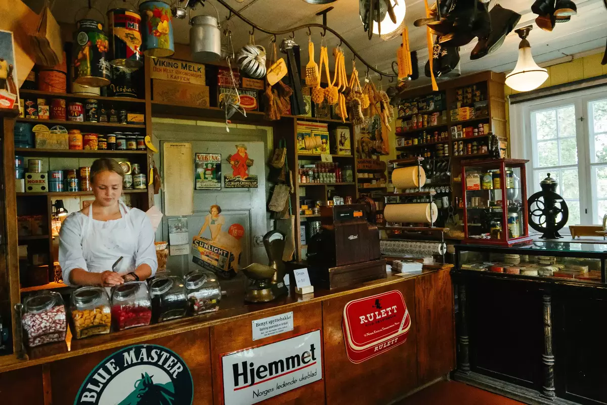 Besøk Gamle Hvam museum - DigitaltMuseum