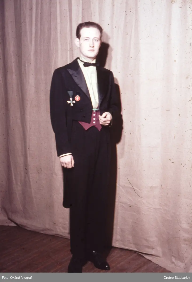 Skådespelare i frack, 1970-tal - Örebro Stadsarkiv / DigitaltMuseum