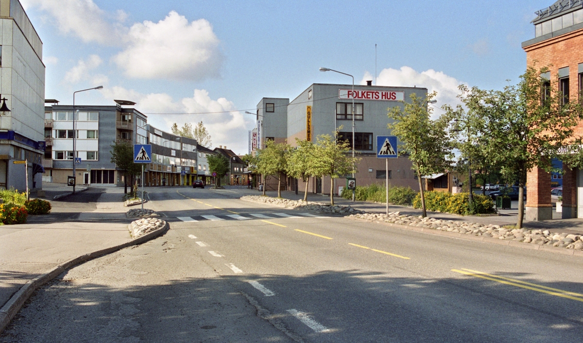 Oversiktsbilde Strømsveien. Til venstre Strømsveien 70 og Strømsveien ...