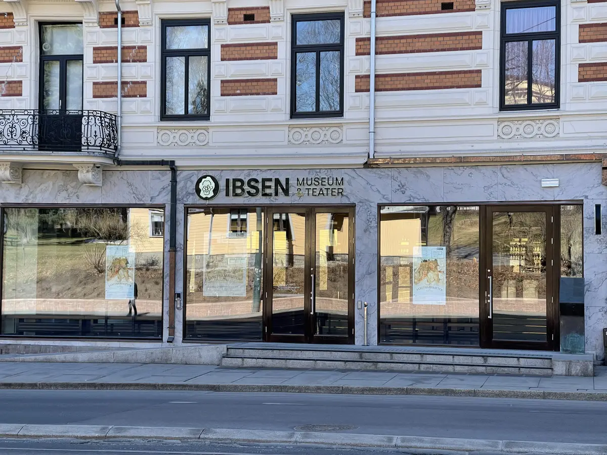 Plan Your Visit – IBSEN Museum & Teater