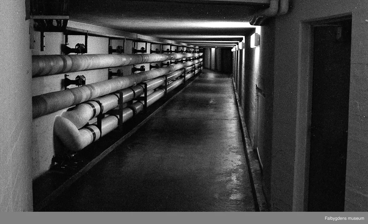 Sjukhusdokumentation utförd av Falbygdens Fotoklubb, 1990-tal. Kulvert ...