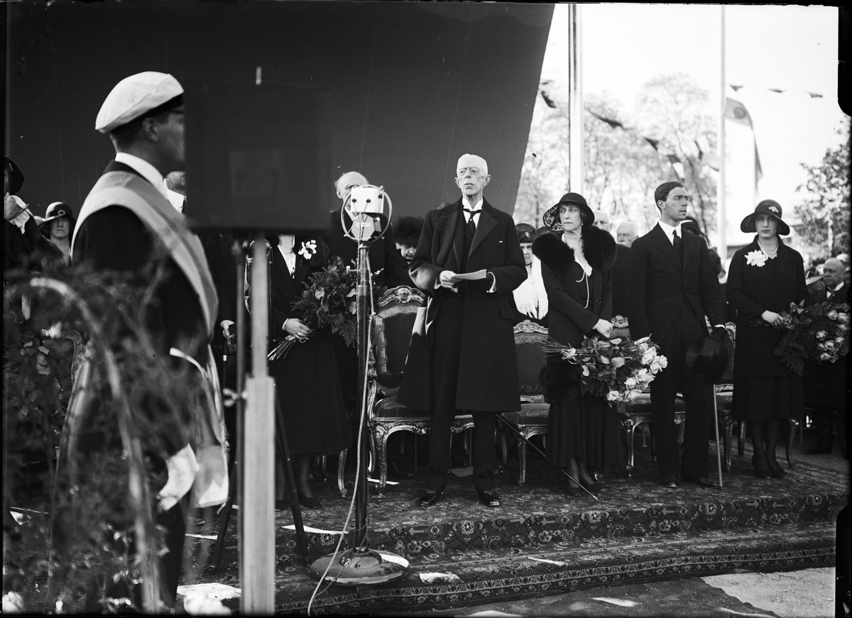 Stockholmsutställningen 1930 Invigning med Gustaf V och Kronprins ...