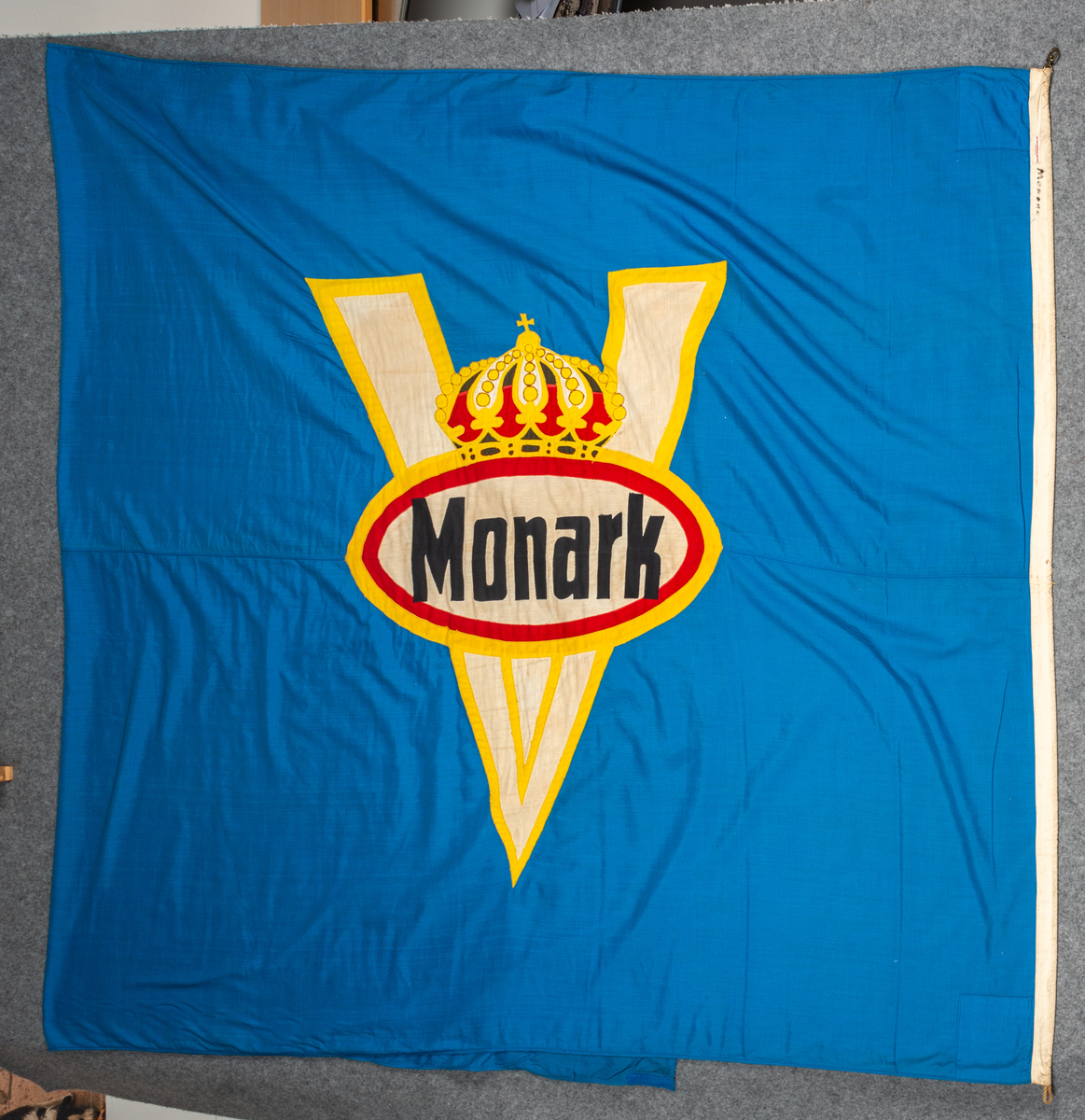 Flagga - Hallands kulturhistoriska museum / DigitaltMuseum