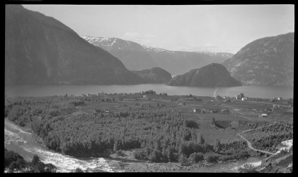 Sommerturen. Sand-Nesflaten-Grubbedalen-Breifonn-Kvanndalen-Sandvass ...