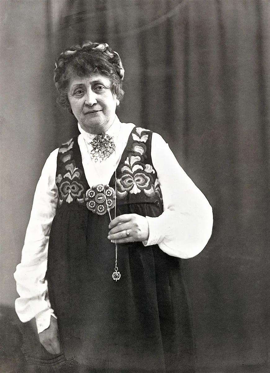 Hulda til Amerika - Asker museum