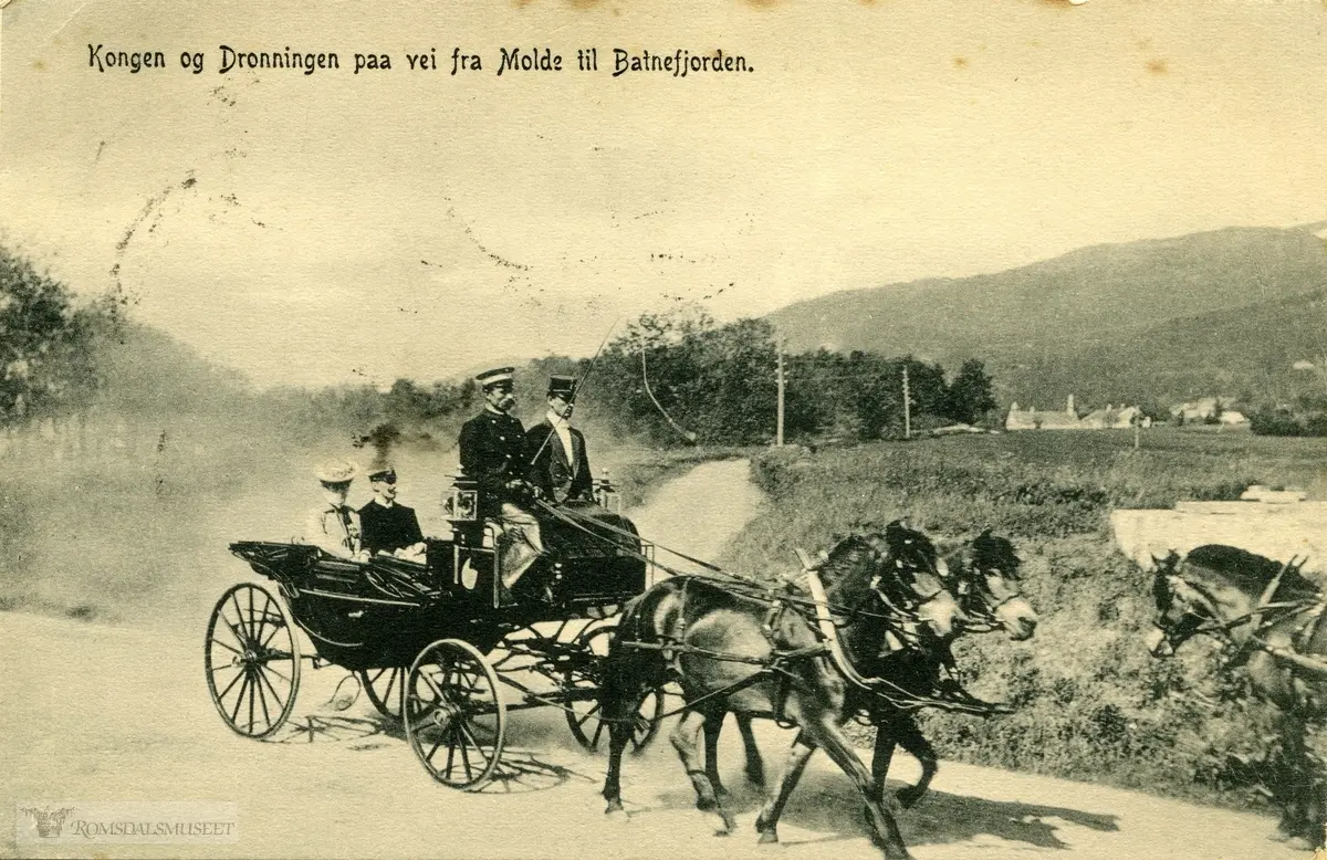Kongen og Dronningen på vei fra Molde til Batnfjorden..Signingsferd ...