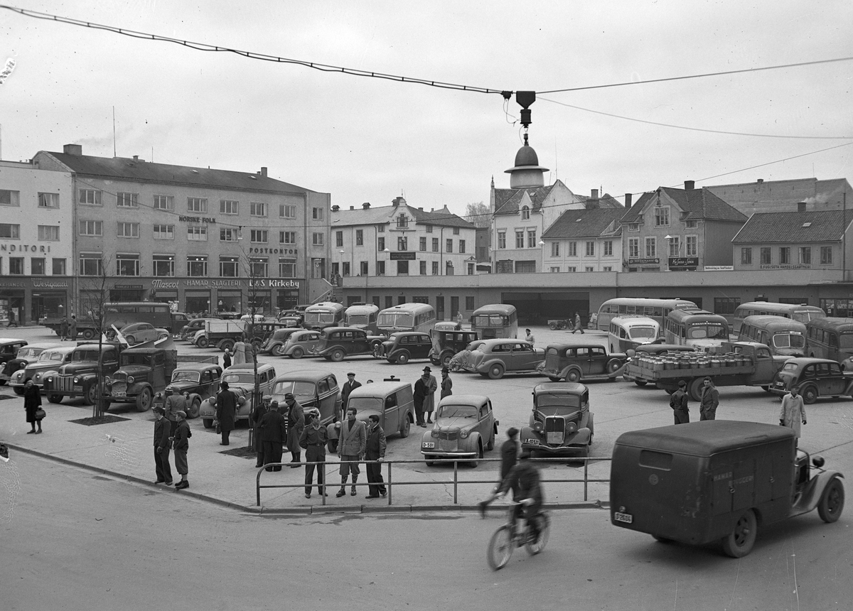 Østre torg, Liberggården, Hamar postkontor, Arbeiderforeningen ...