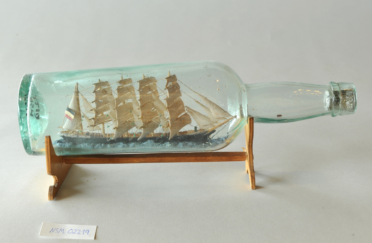 Flaskeskip - Norsk Maritimt Museum / DigitaltMuseum