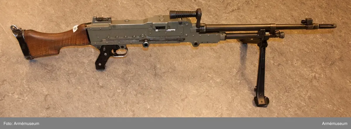 Kulspruta m/1958 B - Armémuseum / DigitaltMuseum