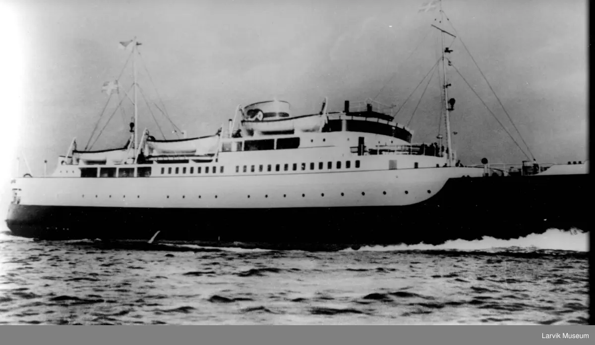 M/S Peter Wessel - Larvik Museum / DigitaltMuseum