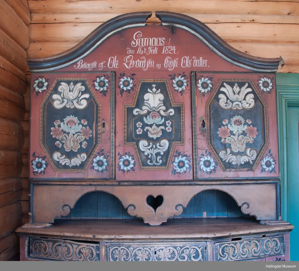 Skap - Hallingdal Museum / DigitaltMuseum