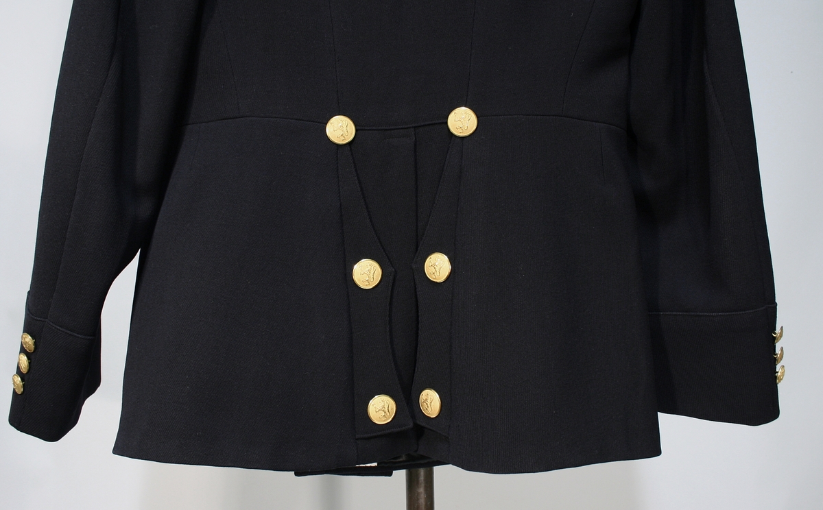 Politiuniform M/1935 - Justismuseet / DigitaltMuseum