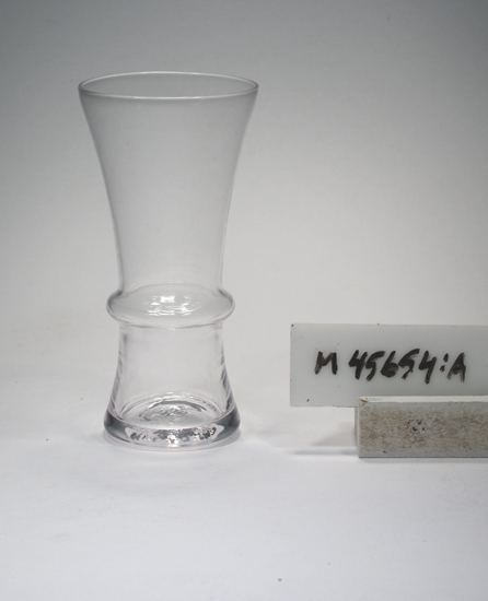 Snapsglas - Kulturparken Småland / Smålands museum / DigitaltMuseum