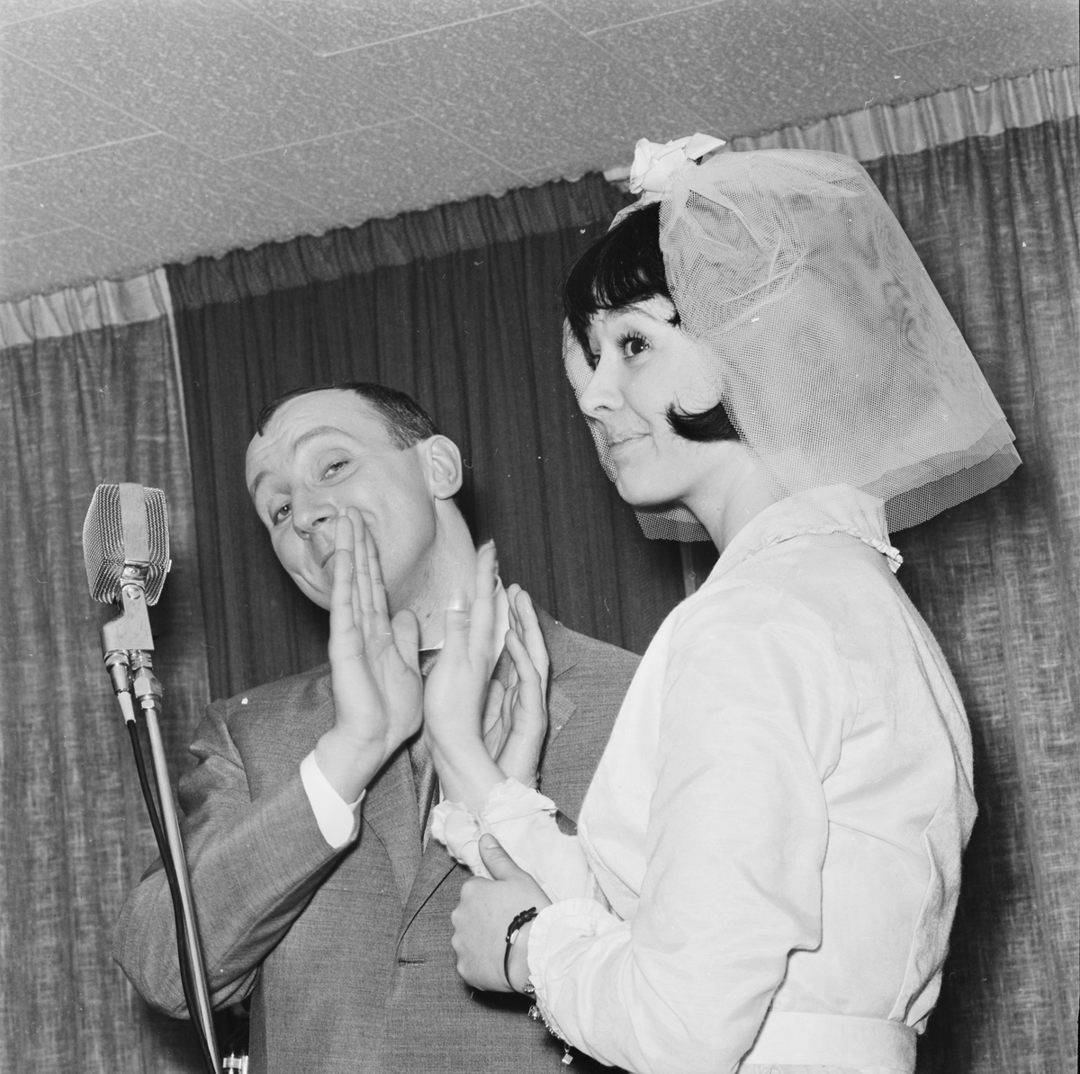 Kabaré med Rune Ek och Monika Lind, Uppsala, 1964 - Upplandsmuseet ...