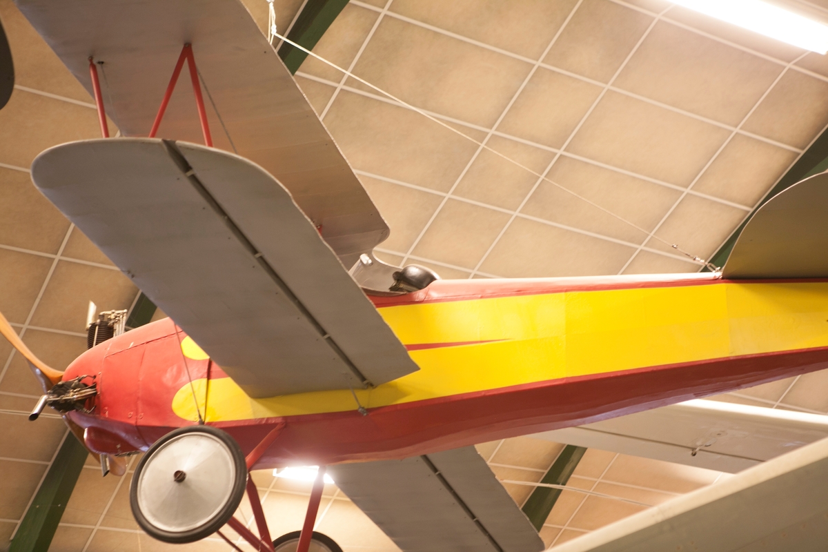 Flygplan - Flygvapenmuseum / DigitaltMuseum