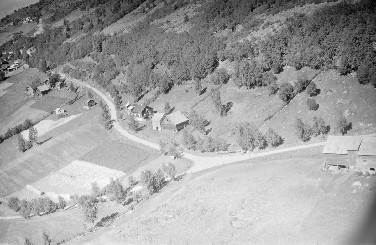 Sør Fron, Øverbygda. Oversiktsbilde i krysset Øverbygdsvegen og ...