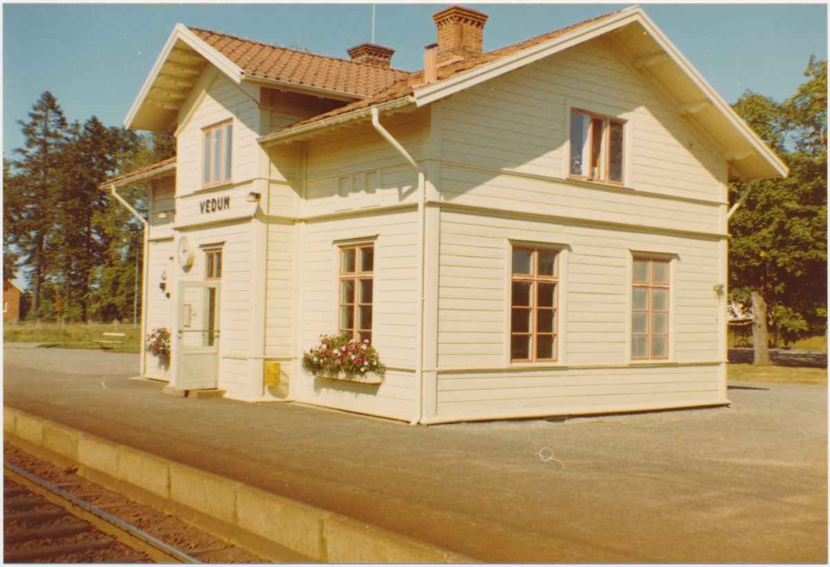 Vedum stationshus. - Järnvägsmuseet / DigitaltMuseum
