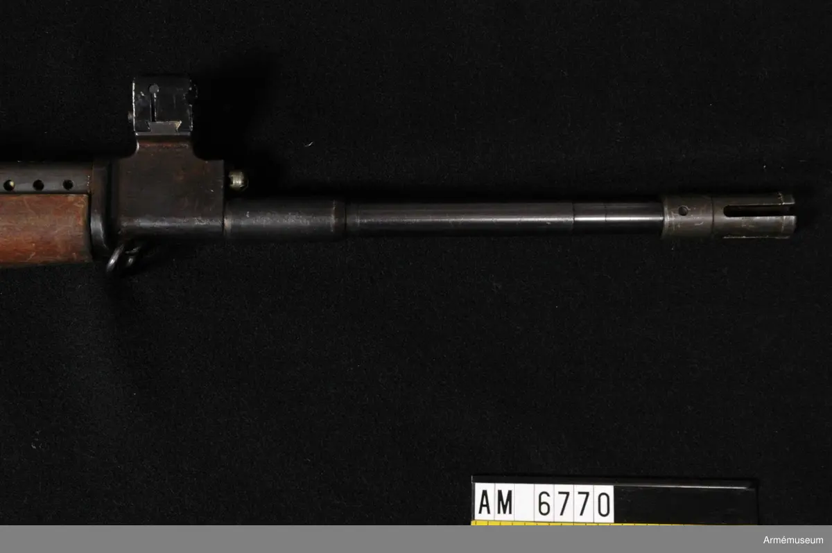Automatkarbin fm/1961 - Armémuseum / DigitaltMuseum