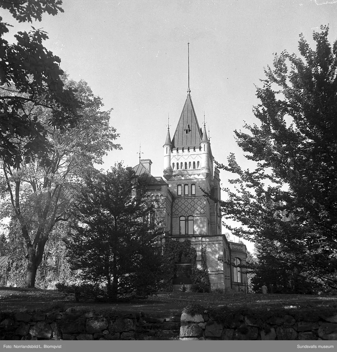 Merlo slott, SCA-arkiv. Exteriör- och interiörbilder. - Sundsvalls ...
