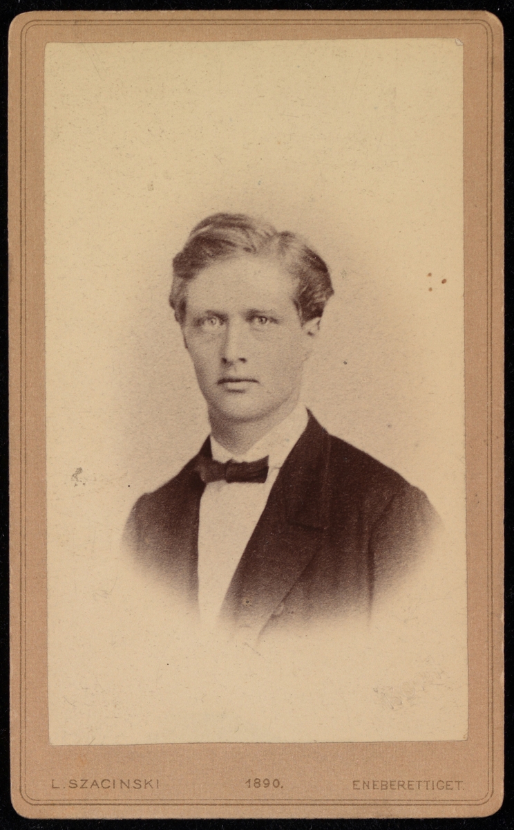 Portrett av Hans Christian Christensen. - Museene i Akershus ...