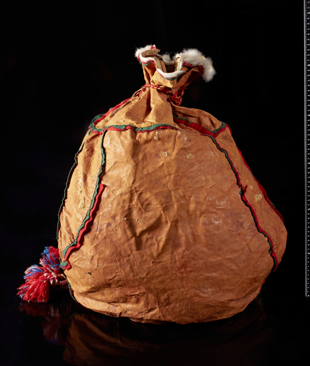 Sekk, ryggsekk - Norsk Folkemuseum / DigitaltMuseum