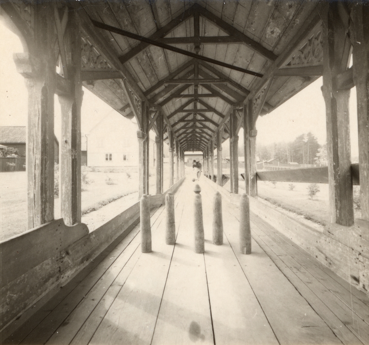 Orig. text: Gamla Linköping. Wallenbergska kägelbanan flyttades till ...