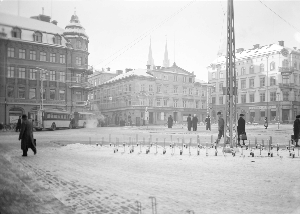 Stora torget, Uppsala november 1943 - Upplandsmuseet / DigitaltMuseum