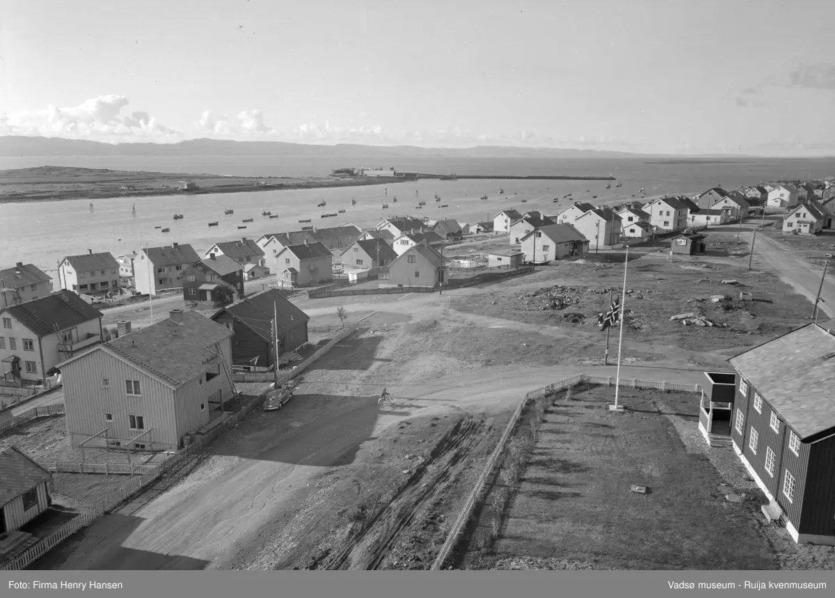 Gjenreisningsbilder fra Karl Hansen/Henry Hansen samlingen - Vadsø ...