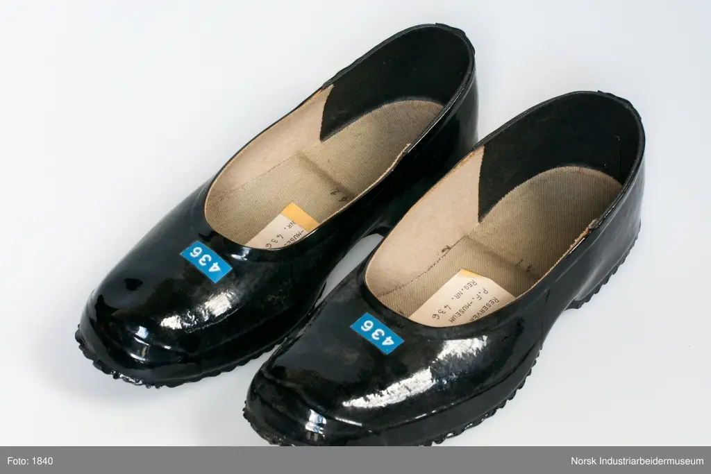 Kalosjer - Norsk Industriarbeidermuseum / DigitaltMuseum