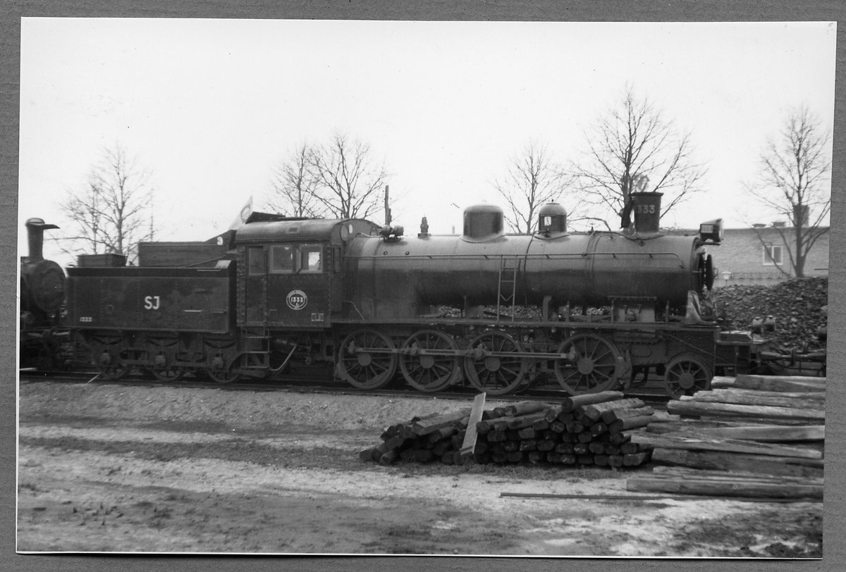 Statens Järnvägar, SJ E2 1333. - Järnvägsmuseet / DigitaltMuseum