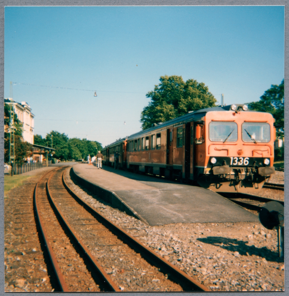 Statens Järnvägar, SJ Yf 1336, SJ Y1 1341 och SJ Y1 1345 i Västervik ...