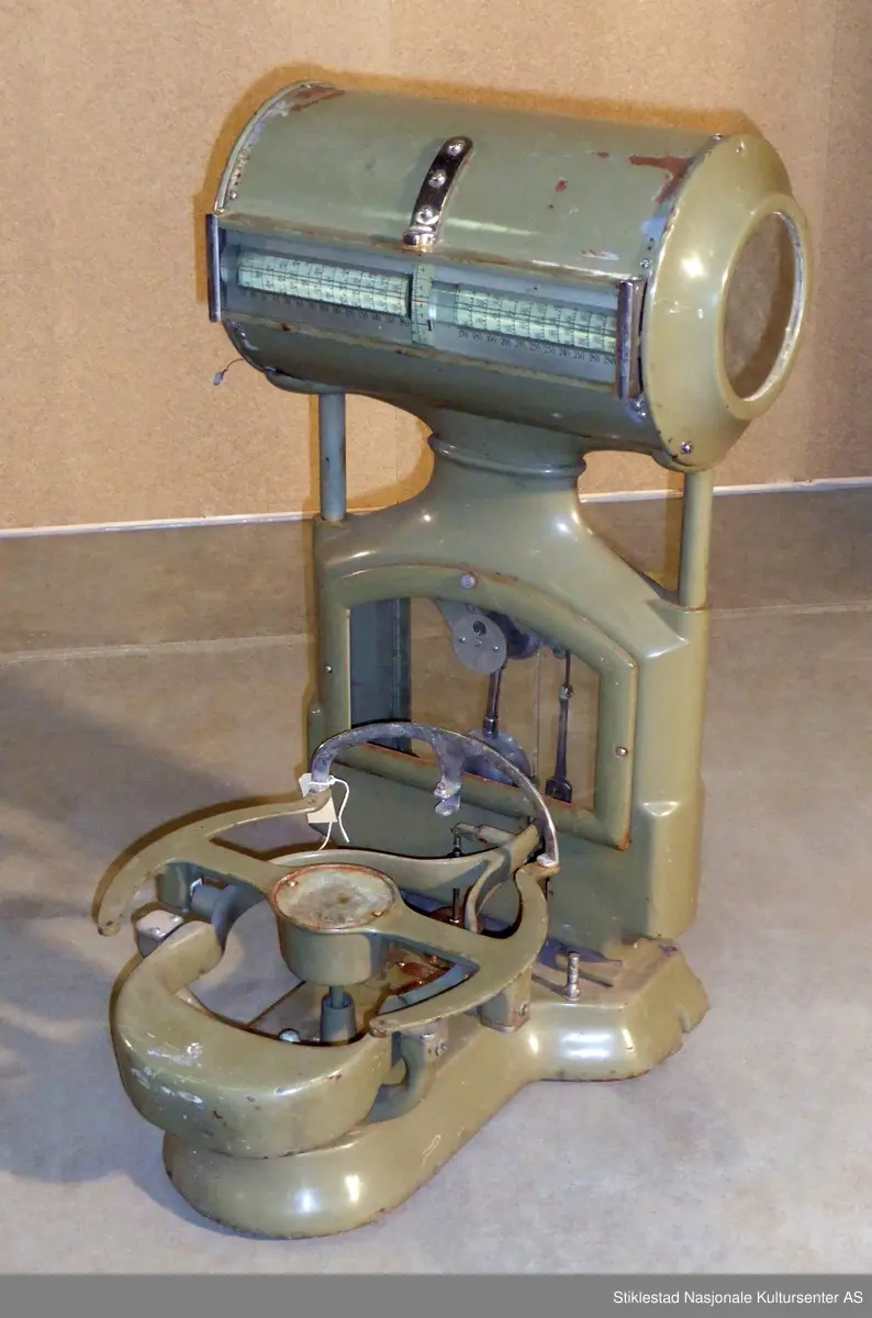 Vekt - Stiklestad Nasjonale Kultursenter AS / DigitaltMuseum