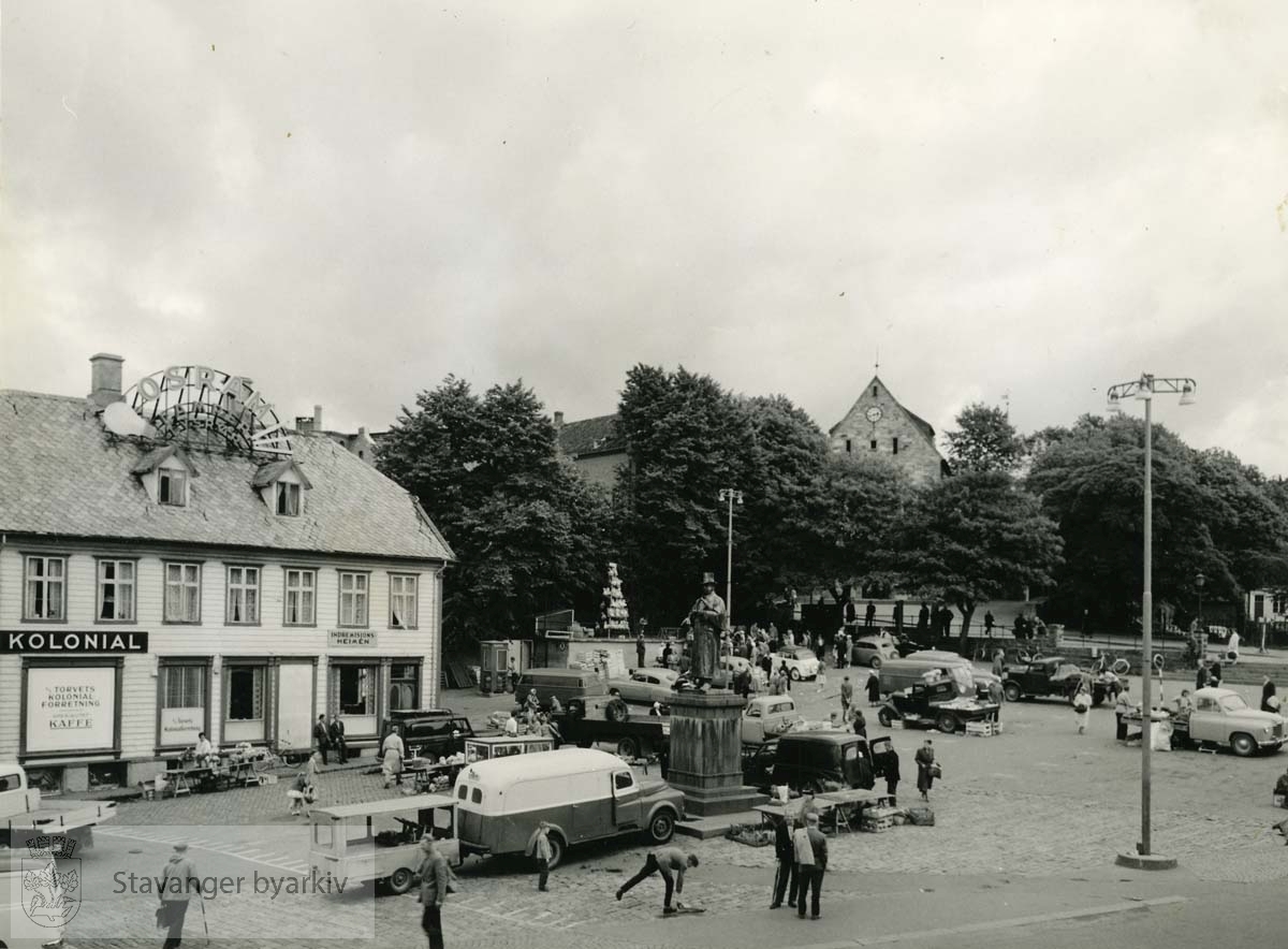Torget - Stavanger byarkiv / DigitaltMuseum
