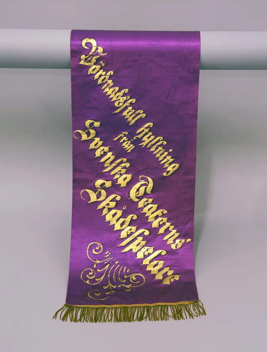 Kransebånd - Telemark Museum / DigitaltMuseum