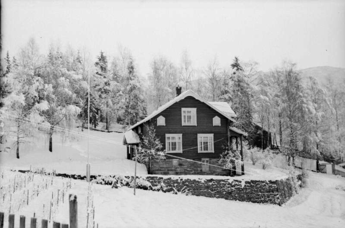 Ringebu. Rektorboligen ved Ringebu folkehøgskule. - Maihaugen ...