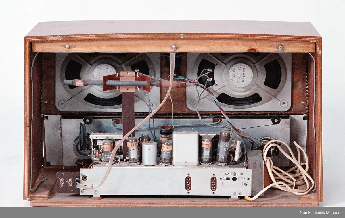 Radio - Norsk Teknisk Museum / DigitaltMuseum